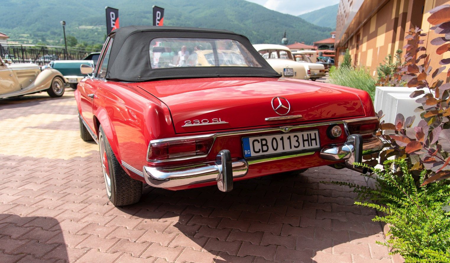 Mercedes-Benz SL (W113) 230 SL (150 Hp) Automatic